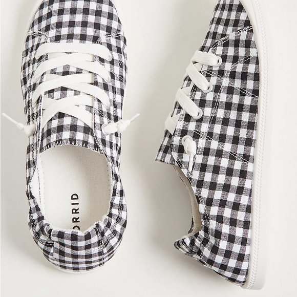 torrid | Shoes | Torrid 7 Wide Sneakers Shoes Plaid Blackwhite Slip On ...